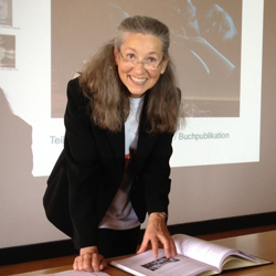 Lipp, Nele – Athena Verlag